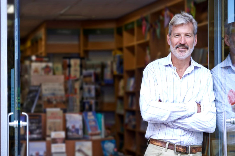 How to Start a Retail Business: A Guide for New Entrepreneurs - Biz Epic